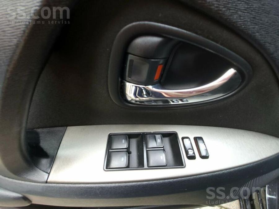 Черный Тойота Авенсис 2009 в Бауска, объемом двигателя 2.00 л и пробегом 261 тыс. км за 4300 €, фото 9 на AUTOMOTO.COM.LV