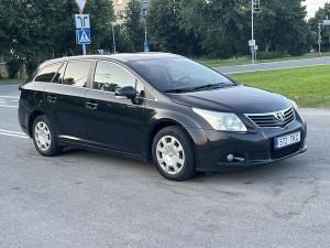 Black Toyota Avensis 2009 in Narva, with an engine capacity of 2.00 L and mileage of 437 thousand km for 2499 €, photo 3 on AUTOMOTO.COM.LV
