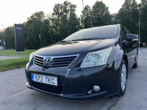 Black Toyota Avensis 2009 in Narva, with an engine capacity of 2.00 L and mileage of 437 thousand km for 2499 €, photo 4 on AUTOMOTO.COM.LV