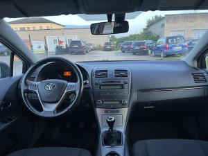 Black Toyota Avensis 2009 in Narva, with an engine capacity of 2.00 L and mileage of 437 thousand km for 2499 €, photo 11 on AUTOMOTO.COM.LV