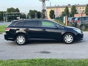 Black Toyota Avensis 2009 in Narva, with an engine capacity of 2.00 L and mileage of 437 thousand km for 2499 €, photo 17 on AUTOMOTO.COM.LV
