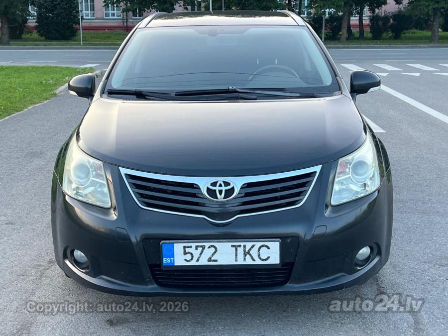 Black Toyota Avensis 2009 in Narva, with an engine capacity of 2.00 L and mileage of 440 thousand km for 2499 €, photo 3 on AUTOMOTO.COM.LV