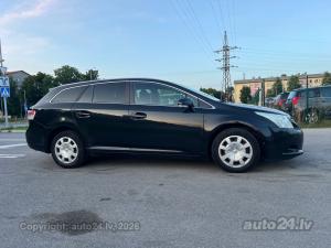 Black Toyota Avensis 2009 in Narva, with an engine capacity of 2.00 L and mileage of 440 thousand km for 2499 €, photo 12 on AUTOMOTO.COM.LV