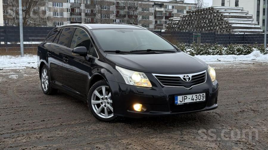 Melns Toyota Avensis 2009 Rīga, ar dzinēja tilpumu 2.00 L un nobraukumu 302 tūkst. km par 4550 €, foto 1 vietnē AUTOMOTO.COM.LV