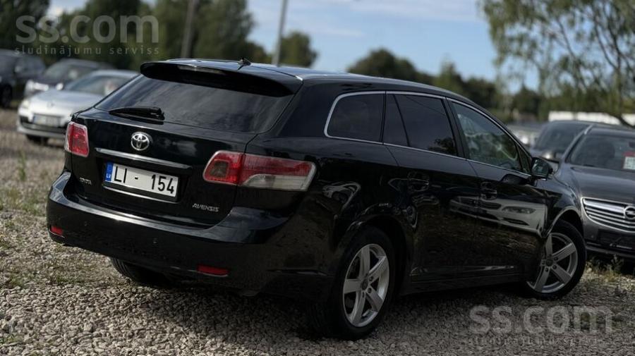 Melns Toyota Avensis 2009 Jelgava, ar dzinēja tilpumu 2.00 L un nobraukumu 312 tūkst. km par 3590 €, foto 4 vietnē AUTOMOTO.COM.LV