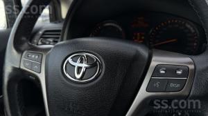 Melns Toyota Avensis 2009 Jelgava, ar dzinēja tilpumu 2.00 L un nobraukumu 312 tūkst. km par 3590 €, foto 18 vietnē AUTOMOTO.COM.LV