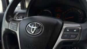 Melns Toyota Avensis 2009 Jelgava, ar dzinēja tilpumu 2.00 L un nobraukumu 312 tūkst. km par 3590 €, foto 18 vietnē AUTOMOTO.COM.LV