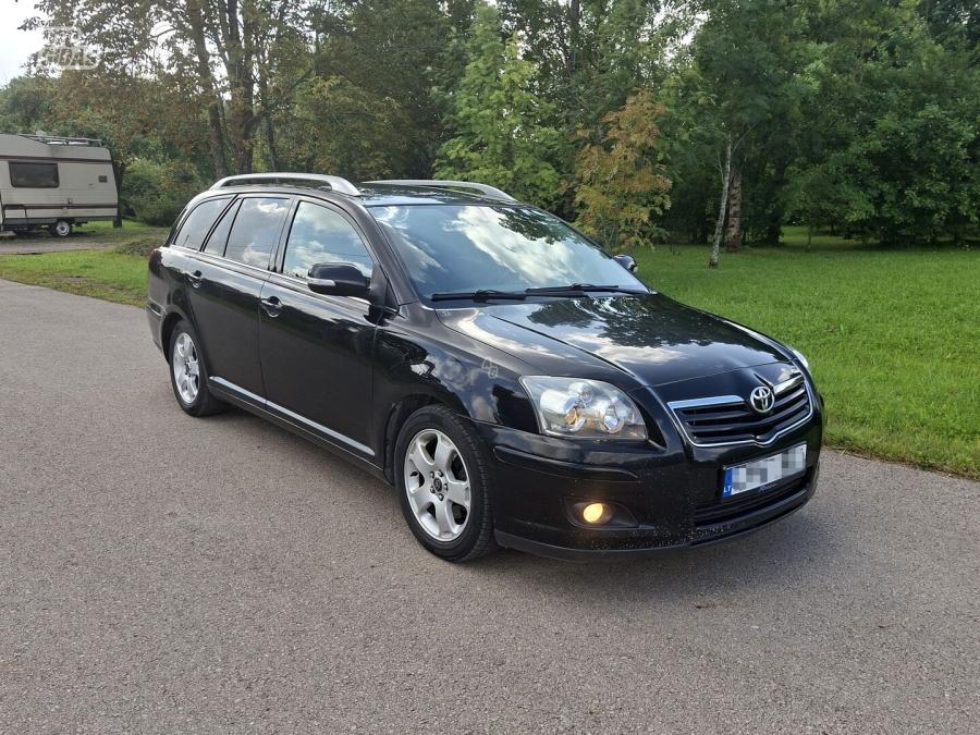 Melns Toyota Avensis 2009 Šauļi, ar dzinēja tilpumu 2.00 L un nobraukumu 277 tūkst. km par 2000 €, foto 1 vietnē AUTOMOTO.COM.LV