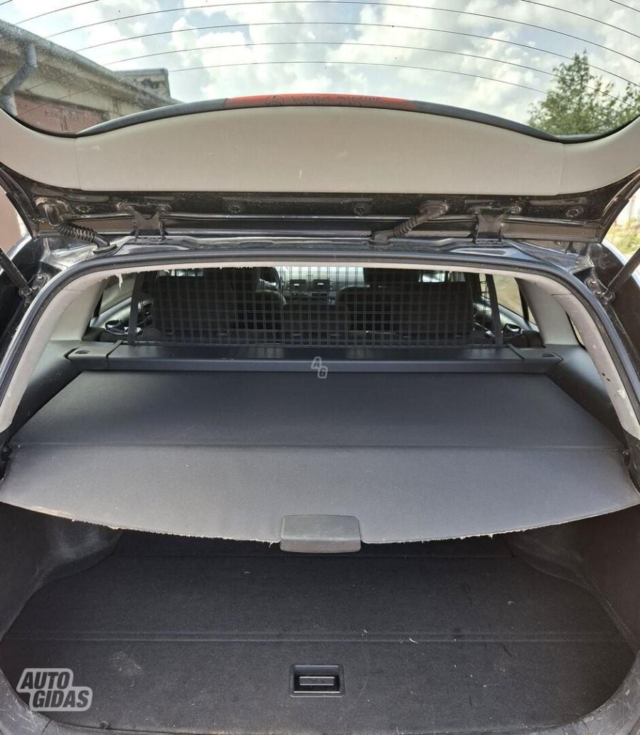 Melns Toyota Avensis 2009 Šauļi, ar dzinēja tilpumu 2.00 L un nobraukumu 277 tūkst. km par 2000 €, foto 17 vietnē AUTOMOTO.COM.LV