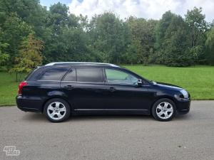 Melns Toyota Avensis 2009 Šauļi, ar dzinēja tilpumu 2.00 L un nobraukumu 277 tūkst. km par 2000 €, foto 3 vietnē AUTOMOTO.COM.LV