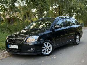 Black Toyota Avensis 2009 in Vilnius, with an engine capacity of 2.00 L and mileage of 291 thousand km for 2000 €, photo 3 on AUTOMOTO.COM.LV
