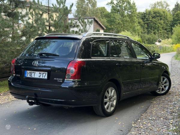 Тойота Авенсис 2009 в Вильнюс на AUTOMOTO.COM.LV Черный Тойота Авенсис 2009 в Вильнюс, объемом двигателя 2.00 л и пробегом 291 тыс. км за 2000 €, фото 5 на AUTOMOTO.COM.LV