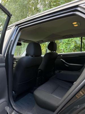 Black Toyota Avensis 2009 in Vilnius, with an engine capacity of 2.00 L and mileage of 291 thousand km for 2000 €, photo 21 on AUTOMOTO.COM.LV