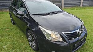 Black Toyota Avensis 2009 in Jurbarkas, with an engine capacity of 2.00 L and mileage of 256 thousand km for 2250 €, photo  on AUTOMOTO.COM.LV