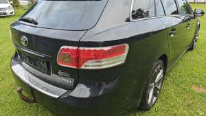 Melns Toyota Avensis 2009 Jurbarkas, ar dzinēja tilpumu 2.00 L un nobraukumu 256 tūkst. km par 2250 €, foto 4 vietnē AUTOMOTO.COM.LV