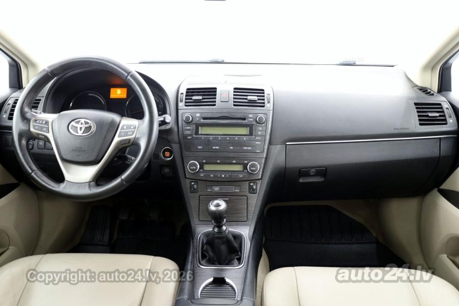 Черный Тойота Авенсис 2009 в Таллин, объемом двигателя 2.20 л и пробегом 366 тыс. км за 2699 €, фото 6 на AUTOMOTO.COM.LV