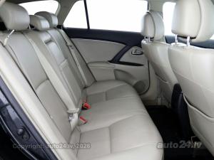 Черный Тойота Авенсис 2009 в Таллин, объемом двигателя 2.20 л и пробегом 366 тыс. км за 2699 €, фото 8 на AUTOMOTO.COM.LV