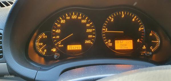 Toyota Avensis 2009 Tallina vietnÄ Melns Toyota Avensis 2009 Tallina, ar dzinÄja tilpumu 0.00 L un nobraukumu 265 tÅ«kst. km par 2000 ā¬, foto 7 vietnÄ AUTOMOTO.COM.LV