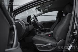 Черный Тойота Авенсис 2009 в Рига, объемом двигателя 2.00 л и пробегом 350 тыс. км за 2950 €, фото 8 на AUTOMOTO.COM.LV