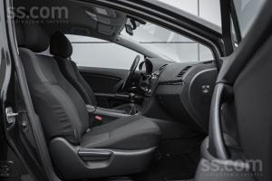 Черный Тойота Авенсис 2009 в Рига, объемом двигателя 2.00 л и пробегом 350 тыс. км за 2950 €, фото 9 на AUTOMOTO.COM.LV