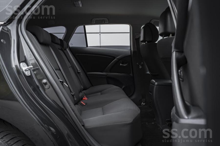 Черный Тойота Авенсис 2009 в Рига, объемом двигателя 2.00 л и пробегом 350 тыс. км за 2950 €, фото 12 на AUTOMOTO.COM.LV