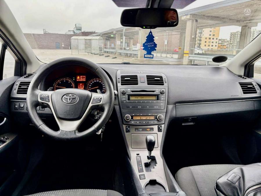 Melns Toyota Avensis 2010 Viļņa, ar dzinēja tilpumu 2.20 L un nobraukumu 250 tūkst. km par 2900 €, foto 16 vietnē AUTOMOTO.COM.LV