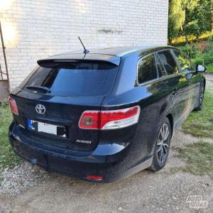 Черный Тойота Авенсис 2010 в Вильнюс, объемом двигателя 2.00 л и пробегом 385 тыс. км за 2490 €, фото 3 на AUTOMOTO.COM.LV