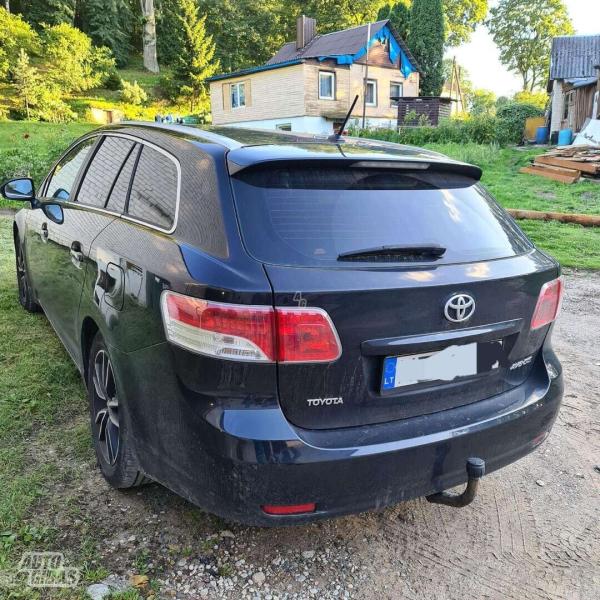 Melns Toyota Avensis 2010 Viļņa, ar dzinēja tilpumu 2.00 L un nobraukumu 385 tūkst. km par 2490 €, foto 4 vietnē AUTOMOTO.COM.LV
