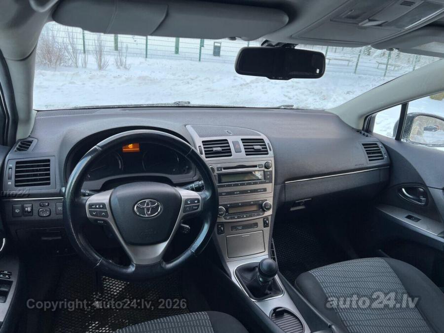Black Toyota Avensis 2010 in Tallinn, with an engine capacity of 2.00 L and mileage of 360 thousand km for 2690 €, photo 8 on AUTOMOTO.COM.LV