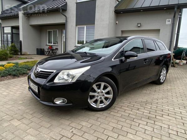 Black Toyota Avensis 2010 in Jekabpils, with an engine capacity of 2.00 L and mileage of 274 thousand km for 5800 €, photo 2 on AUTOMOTO.COM.LV