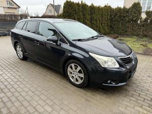 Melns Toyota Avensis 2010 Ukmergė, ar dzinēja tilpumu 2.23 L un nobraukumu 353 tūkst. km par 2800 €, foto  vietnē AUTOMOTO.COM.LV