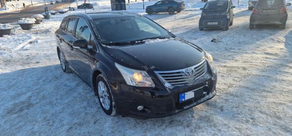 Melns Toyota Avensis 2010 Viļņa, ar dzinēja tilpumu 2.00 L un nobraukumu 304 tūkst. km par 3800 €, foto 3 vietnē AUTOMOTO.COM.LV