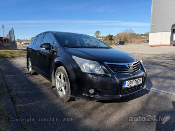 Melns Toyota Avensis 2010 Tallina, ar dzinēja tilpumu 2.00 L un nobraukumu 326 tūkst. km par 5500 €, foto 4 vietnē AUTOMOTO.COM.LV