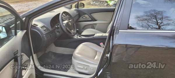 Black Toyota Avensis 2010 in Rapla, with an engine capacity of 2.20 L and mileage of 324 thousand km for 5000 €, photo 5 on AUTOMOTO.COM.LV