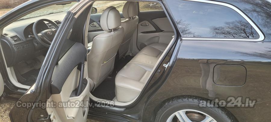 Черный Тойота Авенсис 2010 в Рапла, объемом двигателя 2.20 л и пробегом 324 тыс. км за 5000 €, фото 7 на AUTOMOTO.COM.LV