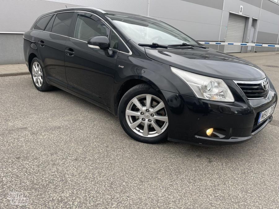 Melns Toyota Avensis 2010 Viļņa, ar dzinēja tilpumu 2.20 L un nobraukumu 350 tūkst. km par 3000 €, foto 3 vietnē AUTOMOTO.COM.LV