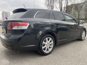 Melns Toyota Avensis 2010 Viļņa, ar dzinēja tilpumu 2.20 L un nobraukumu 350 tūkst. km par 3000 €, foto 13 vietnē AUTOMOTO.COM.LV