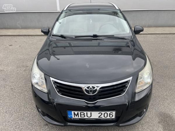 Black Toyota Avensis 2010 in Vilnius, with an engine capacity of 2.00 L and mileage of 350 thousand km for 3250 €, photo 6 on AUTOMOTO.COM.LV