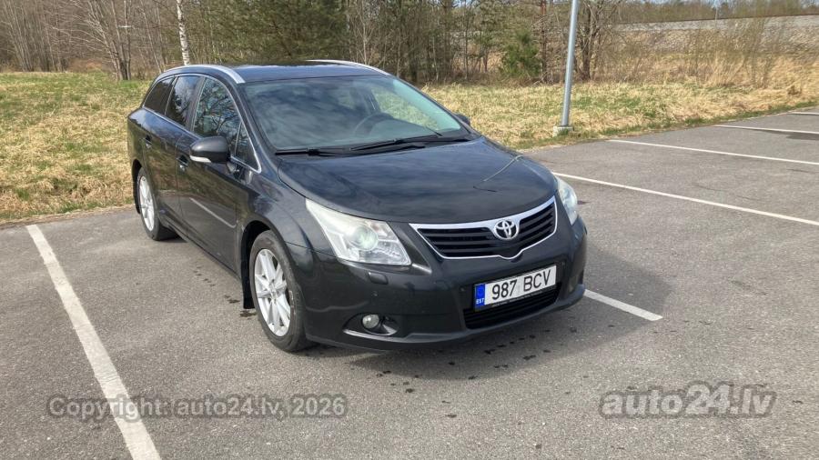 Melns Toyota Avensis 2010 Tallina, ar dzinēja tilpumu 2.00 L un nobraukumu 327 tūkst. km par 4500 €, foto 1 vietnē AUTOMOTO.COM.LV