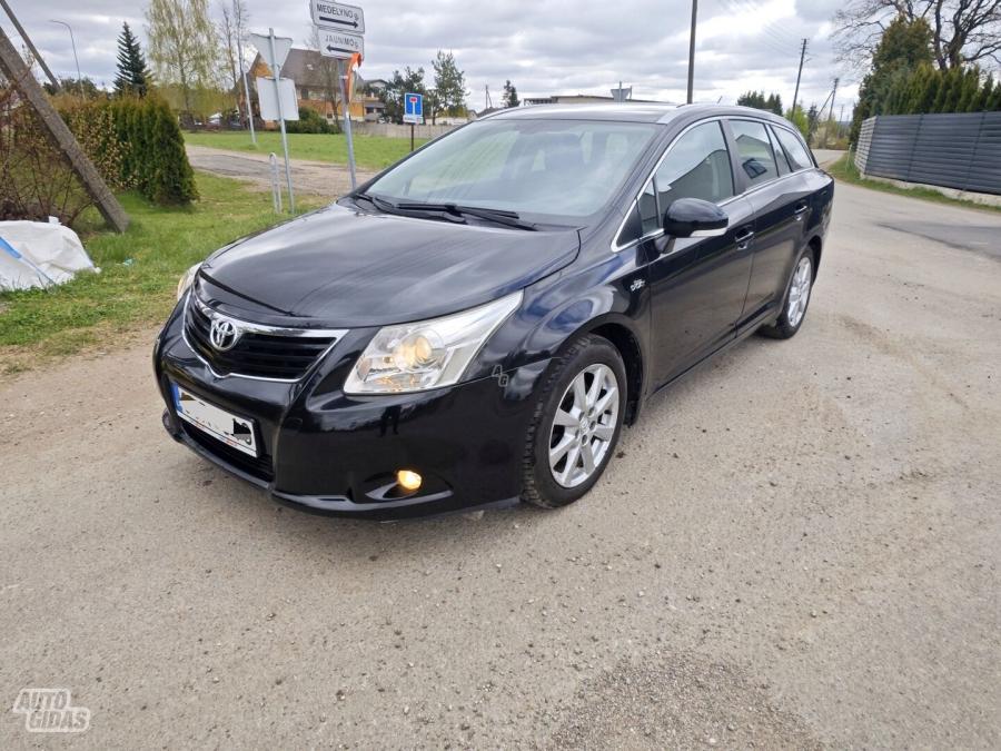 Melns Toyota Avensis 2010 Viļņa, ar dzinēja tilpumu 2.20 L un nobraukumu 370 tūkst. km par 2900 €, foto 3 vietnē AUTOMOTO.COM.LV