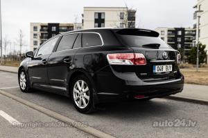 Черный Тойота Авенсис 2010 в Таллин, объемом двигателя 2.20 л и пробегом 250 тыс. км за 4999 €, фото 5 на AUTOMOTO.COM.LV