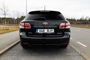 Черный Тойота Авенсис 2010 в Таллин, объемом двигателя 2.20 л и пробегом 250 тыс. км за 4999 €, фото 7 на AUTOMOTO.COM.LV