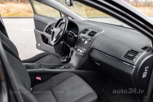 Черный Тойота Авенсис 2010 в Таллин, объемом двигателя 2.20 л и пробегом 250 тыс. км за 4999 €, фото 9 на AUTOMOTO.COM.LV