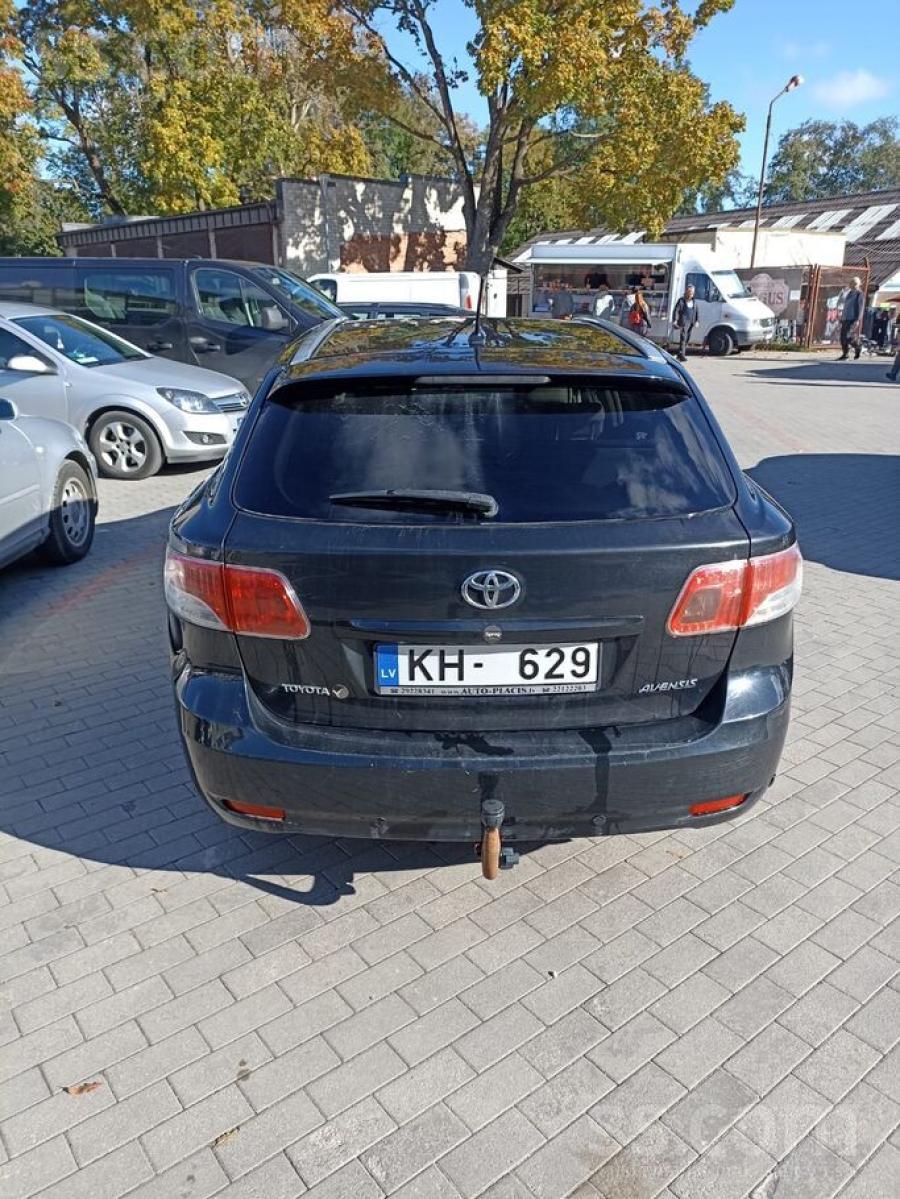 Черный Тойота Авенсис 2010 в Добеле, объемом двигателя 2.20 л и пробегом 0 тыс. км за 3900 €, фото 4 на AUTOMOTO.COM.LV