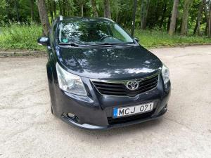 Черный Тойота Авенсис 2010 в Вильнюс, объемом двигателя 2.23 л и пробегом 164 тыс. км за 4600 €, фото  на AUTOMOTO.COM.LV