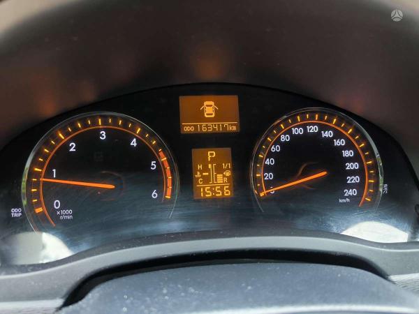 Black Toyota Avensis 2010 in Vilnius, with an engine capacity of 2.23 L and mileage of 164 thousand km for 4600 €, photo 7 on AUTOMOTO.COM.LV