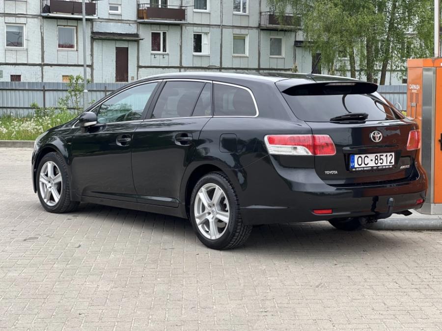 Черный Тойота Авенсис 2010 в Рига, объемом двигателя 2.20 л и пробегом 251 тыс. км за 6100 €, фото 13 на AUTOMOTO.COM.LV