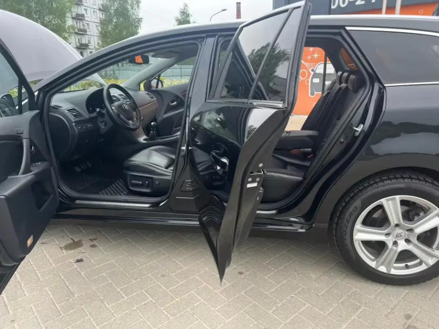 Черный Тойота Авенсис 2010 в Екабпилс, объемом двигателя 2.20 л и пробегом 251 тыс. км за 6100 €, фото 32 на AUTOMOTO.COM.LV