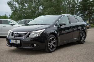 Черный Тойота Авенсис 2010 в Лиепая, объемом двигателя 2.20 л и пробегом 283 тыс. км за 5950 €, фото  на AUTOMOTO.COM.LV