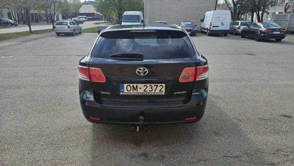 Черный Тойота Авенсис 2010 в Рига, объемом двигателя 2.00 л и пробегом 253 тыс. км за 5400 €, фото 6 на AUTOMOTO.COM.LV